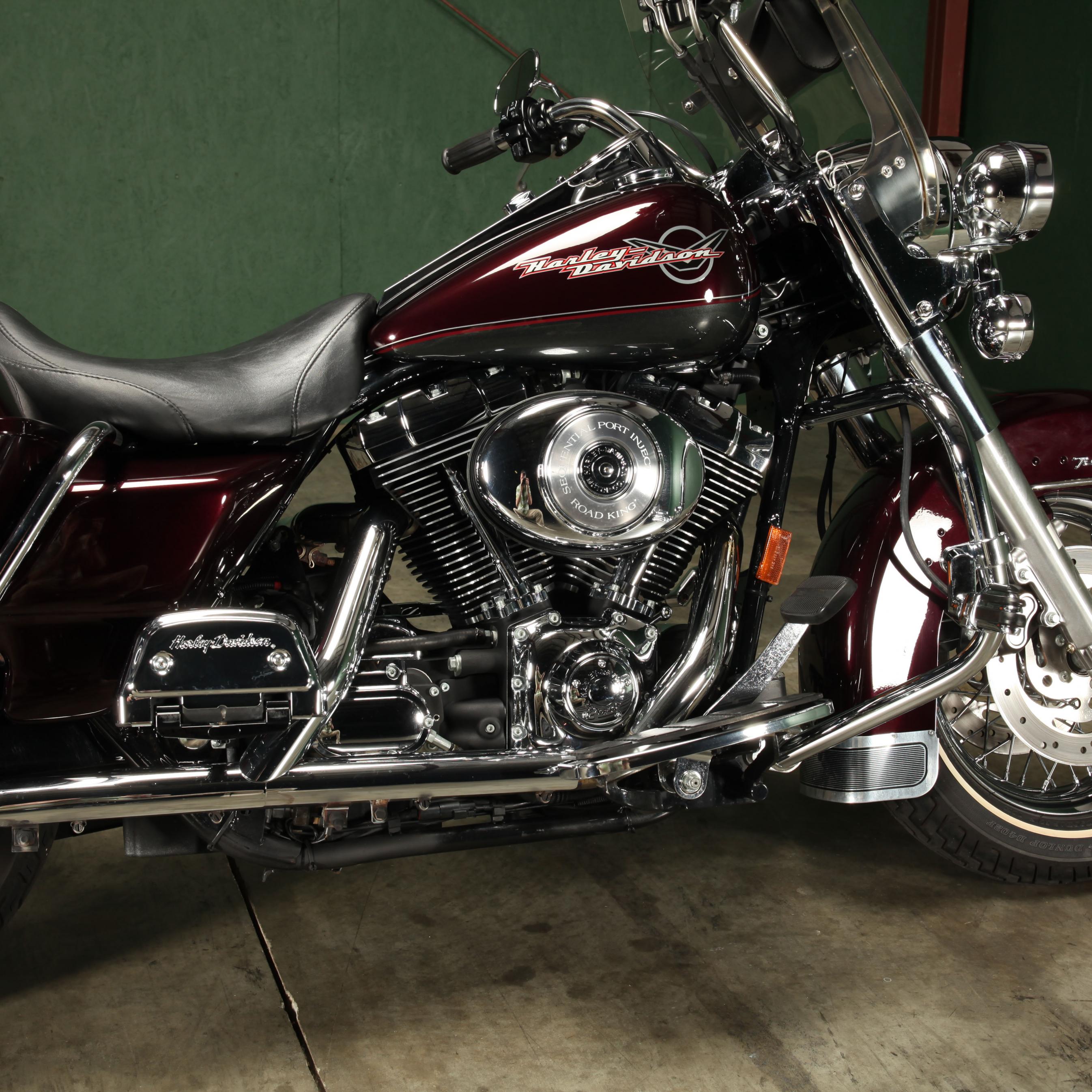 2005 Harley Road King Classic
