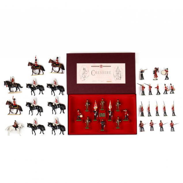 A Selection of Britains Military Miniatures (Lot 3095 - )